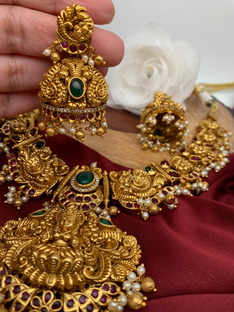 Temple Jewelry Goddess Lakshmi Peacock Nakshi Pota Stone - Etsy