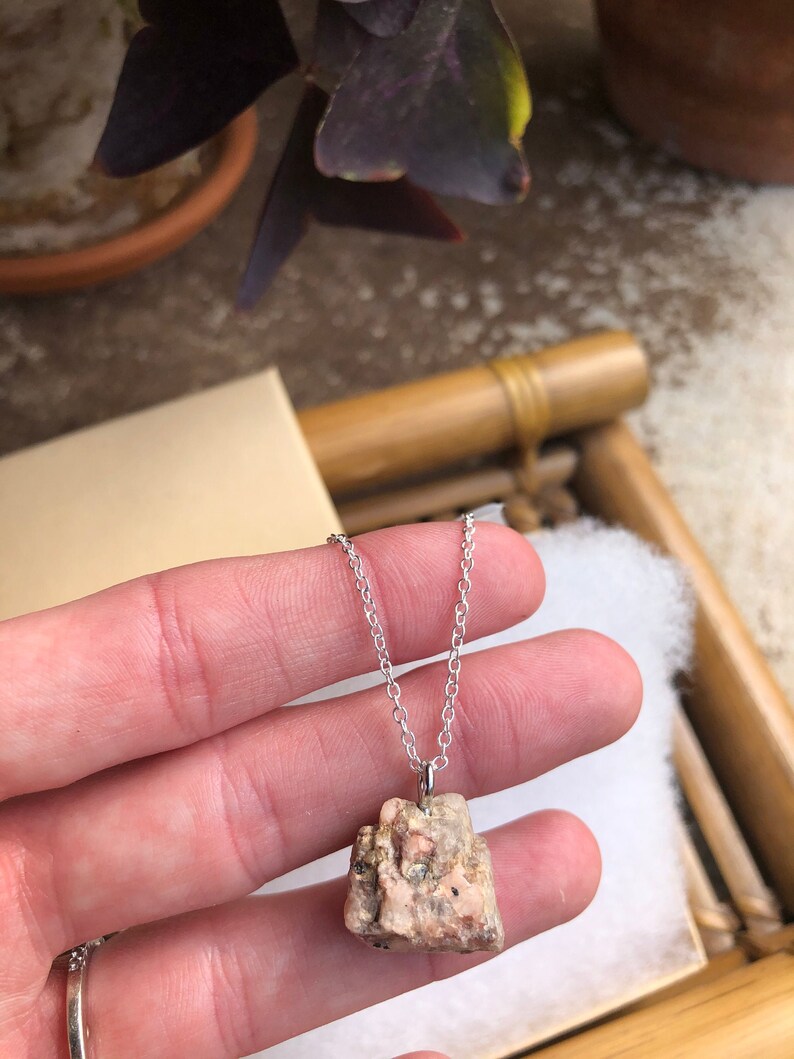 Pink Granite Stone Pendant Necklace - Beautiful Pink Granite and Quartz ...