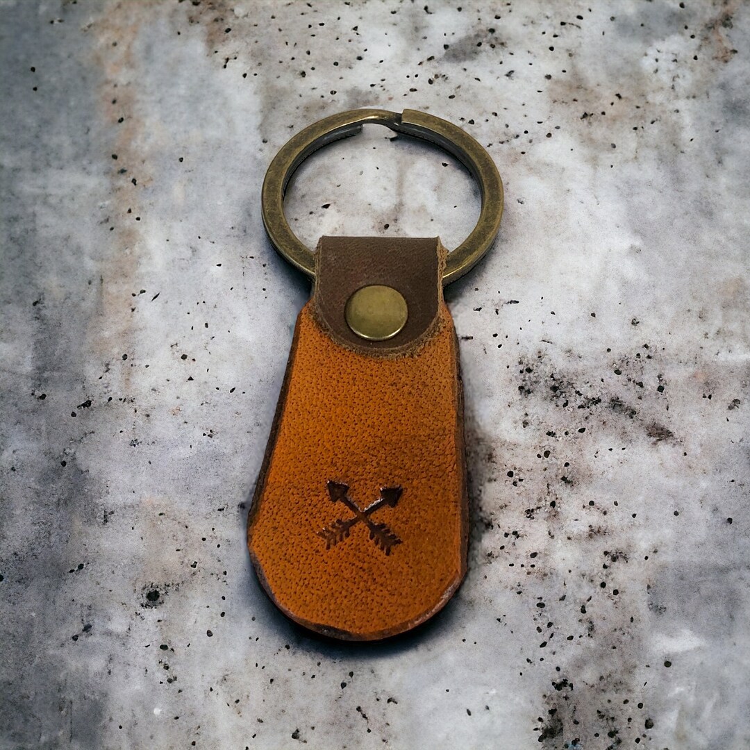 Handmade Leather Keychain - Genuine Leather Keychain With Arrow Stamp ...