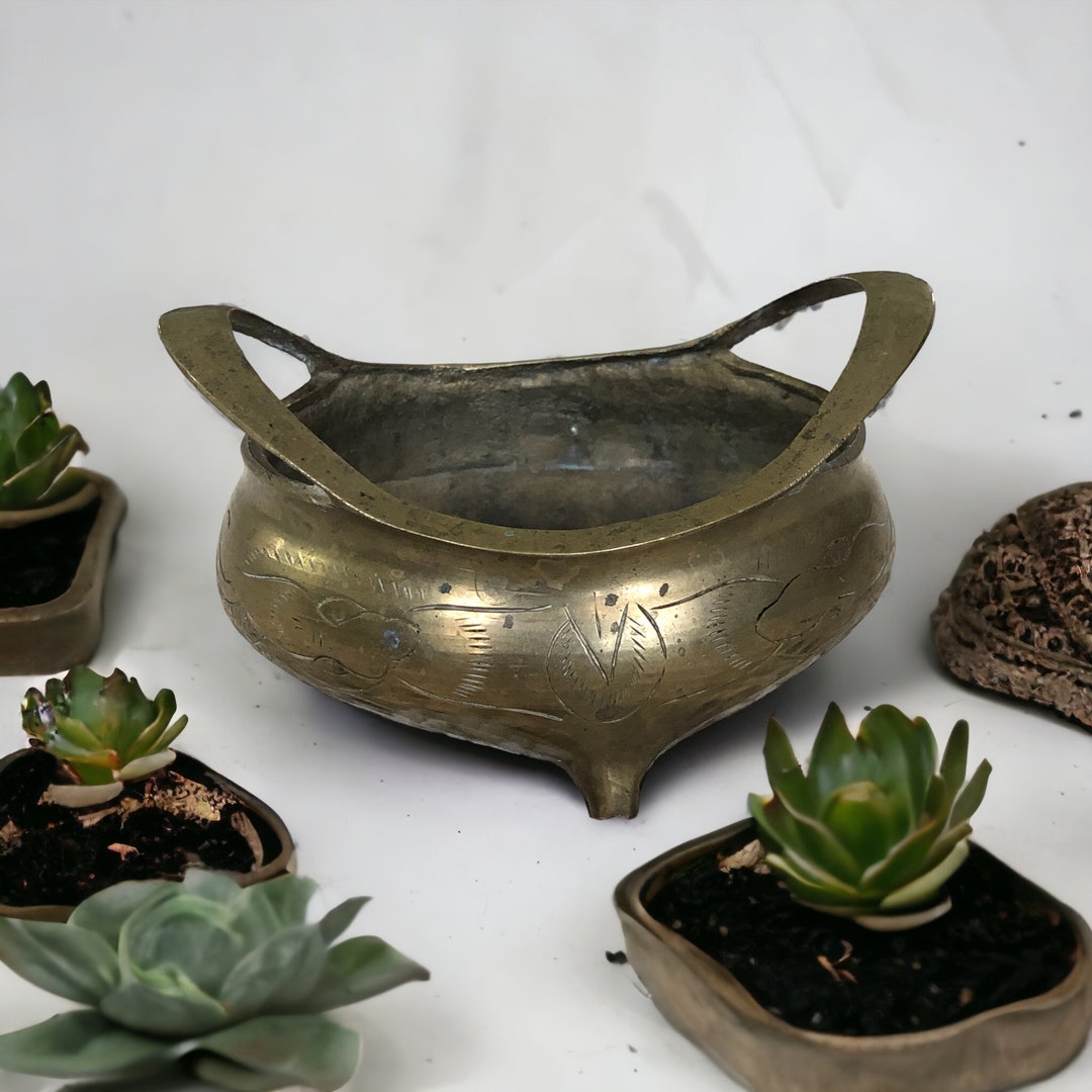 Vintage Chinese Brass Bowl - Chinese Decorative Brass Bowl or Ashtray ...