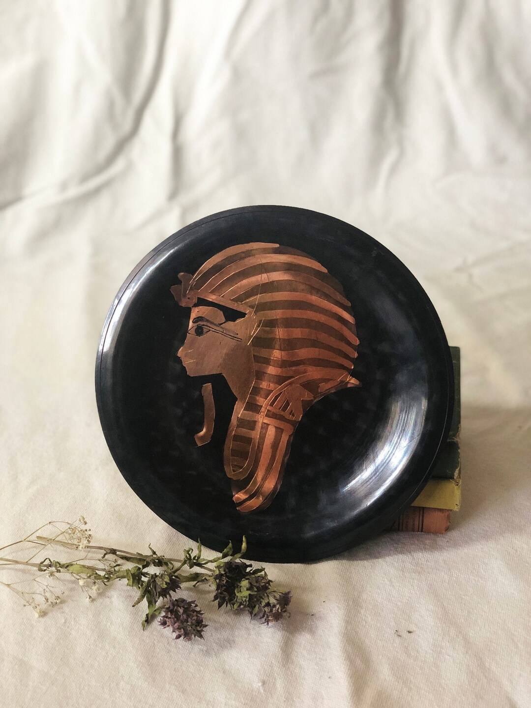 Vintage Egyptian Pharaoh Metal Plate Wall Decor - Unique Egyptian ...