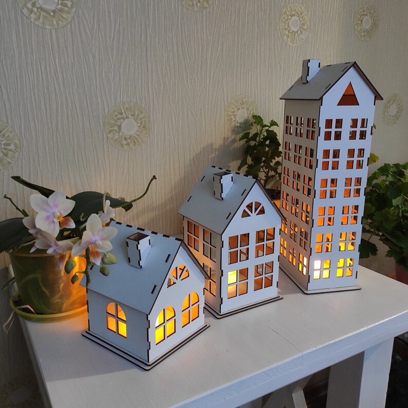Christmas Village Houses Set of 3 Wooden Christmas Houses With LED ...