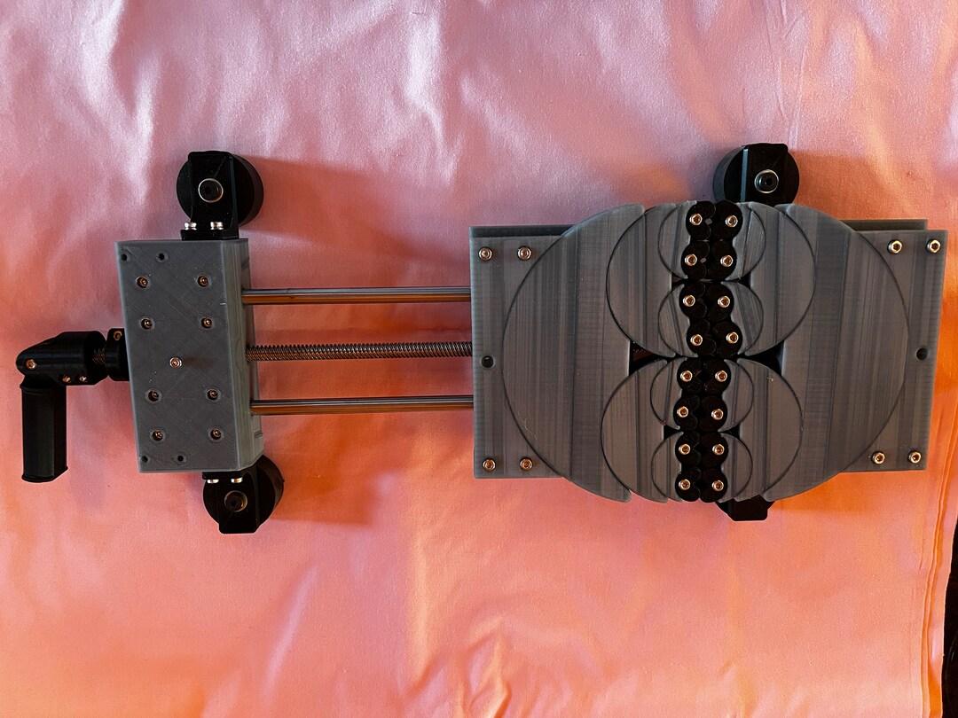 3D Printed Fractal Vise Replica - Etsy UK