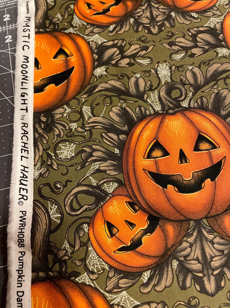 Pumpkin Demask Rachel Hauer - Etsy