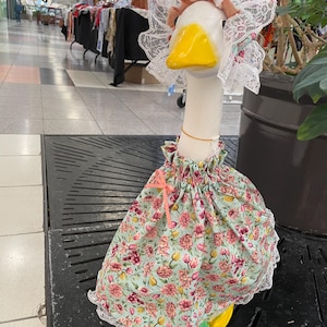 Spring Flowers Large Goose Dress Fits 23-27” Goose Cement or Plastic ...