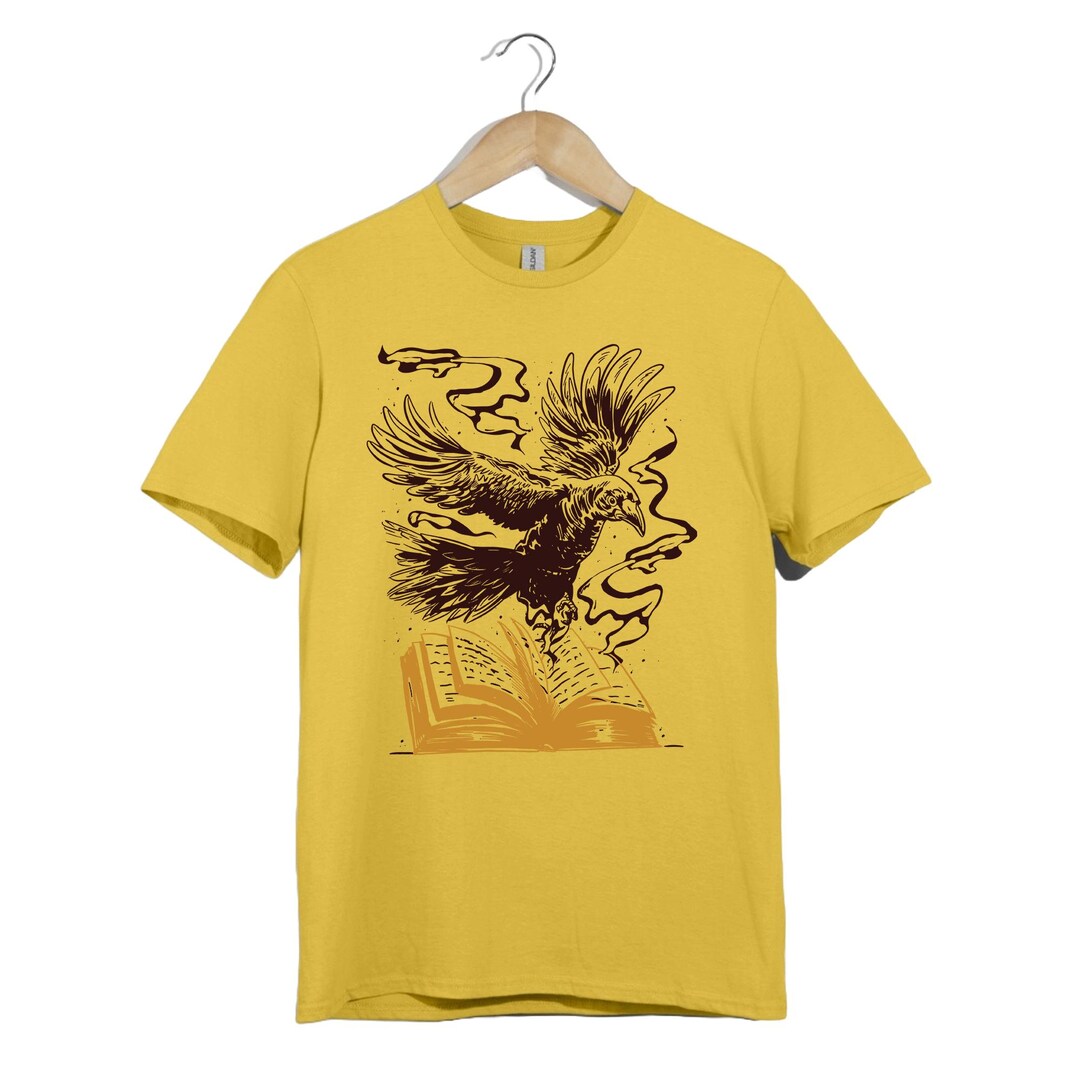 Raven and Spellbook T-shirt – Gothic Unisex Tee, Dark Fantasy Art - Etsy