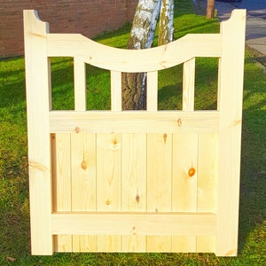 Elmhirst Cottage Style Timber Garden Gate - Etsy UK