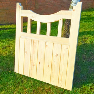 Elmhirst Cottage Style Timber Garden Gate - Etsy UK