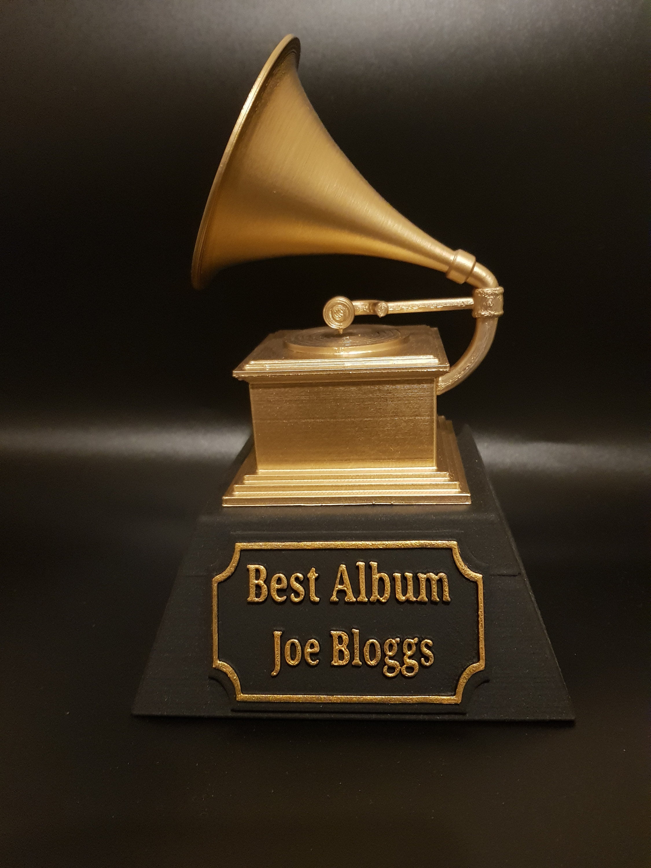 Grammy Award Statue