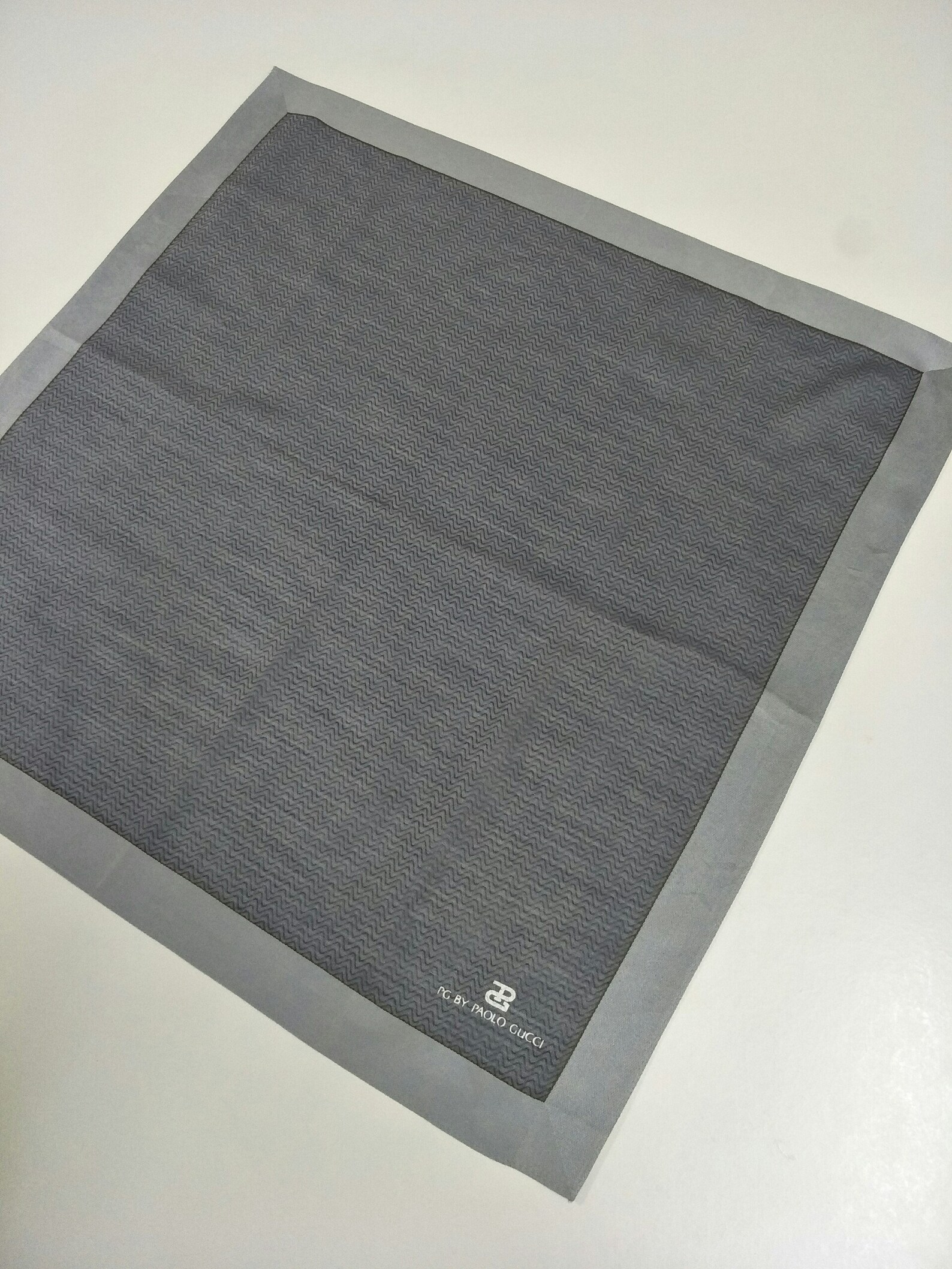 Vintage Paolo Gucci Luxury Cotton 80s 90s Handkerchief 17 X 17 Inches ...