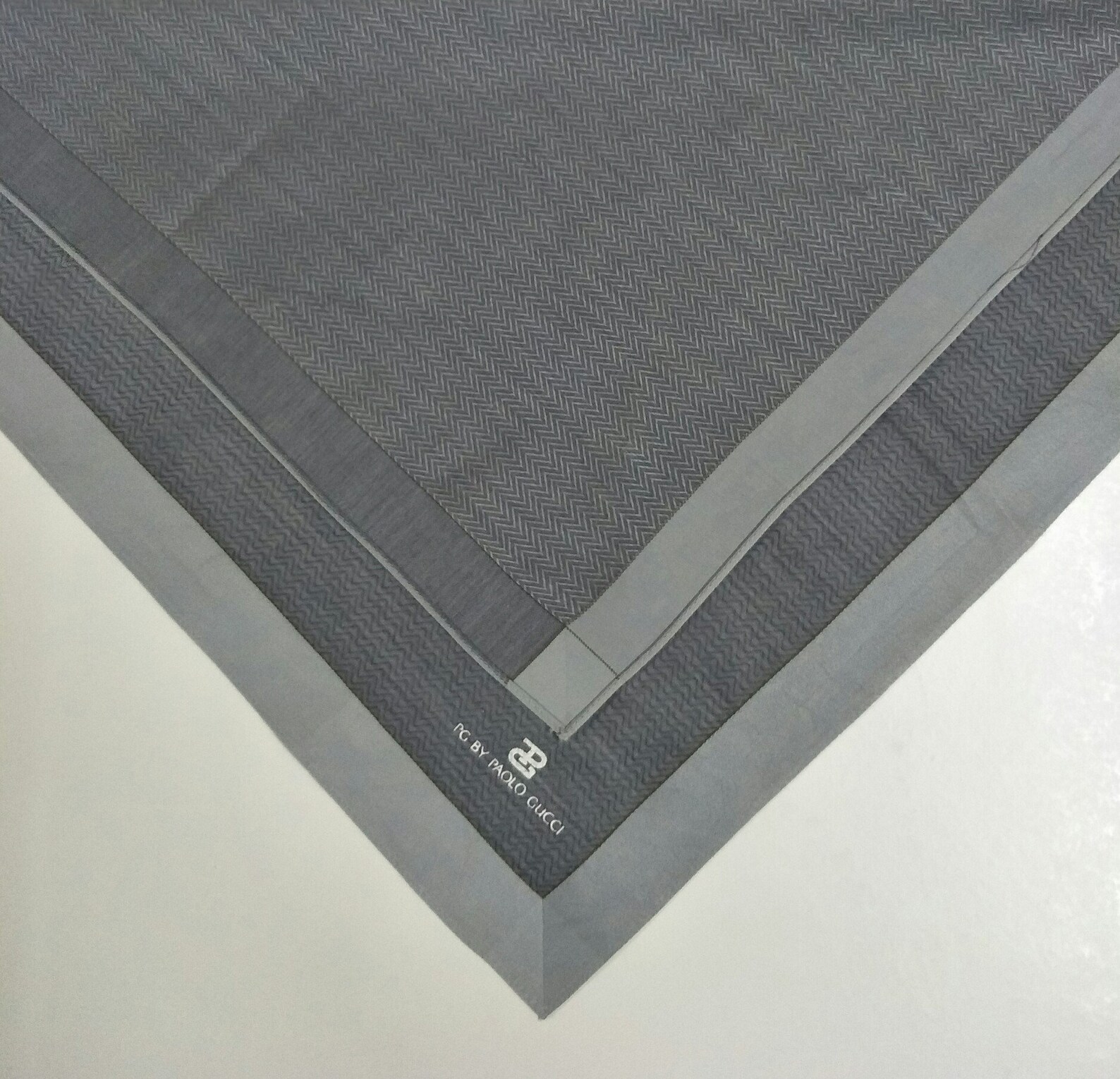 Vintage Paolo Gucci Luxury Cotton 80s 90s Handkerchief 17 X 17 Inches ...