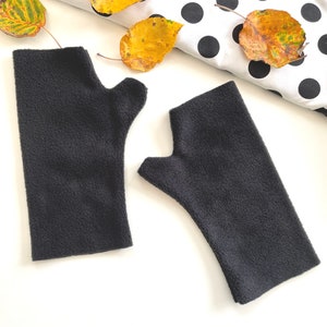 Black Fingerless Driving Gloves Soft Cosy Winter Fleece Wrist Warmer ...