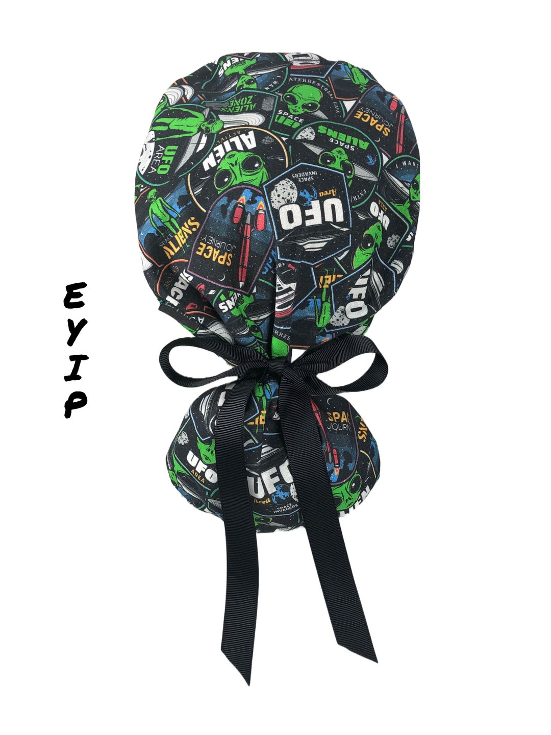 EYIP Scrub Cap, Aliens & Ufos on Black Ponytail Scrub Cap for Women ...