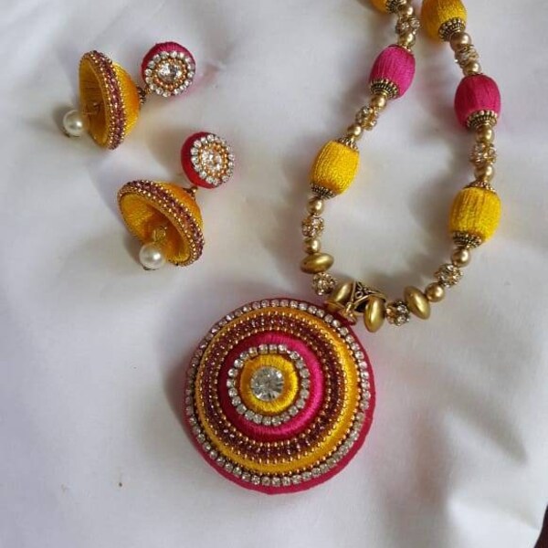 Silk Thread Necklace - Etsy