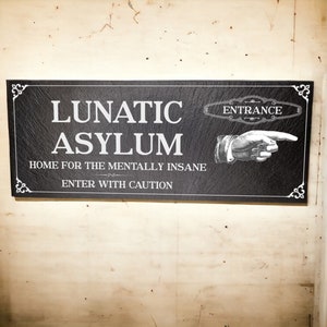 Trump Lunatic Sign - Etsy