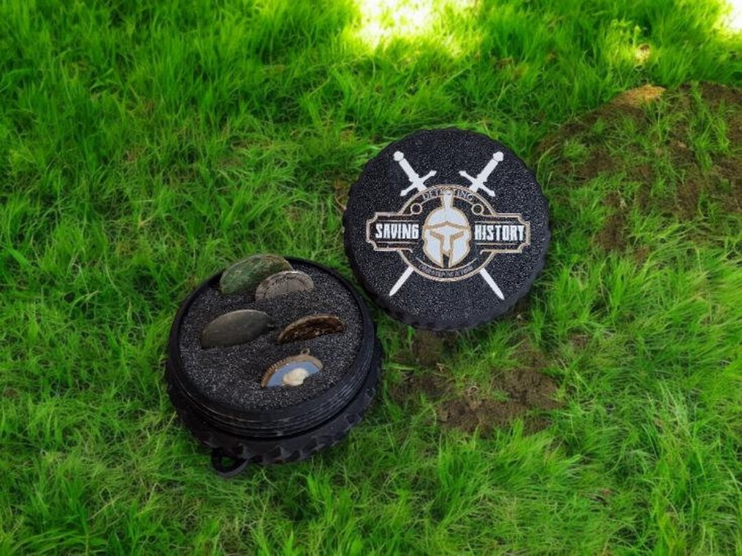 Detectorist Finds Tub - Coin Safe - Metal Detecting Finds - Treasure ...