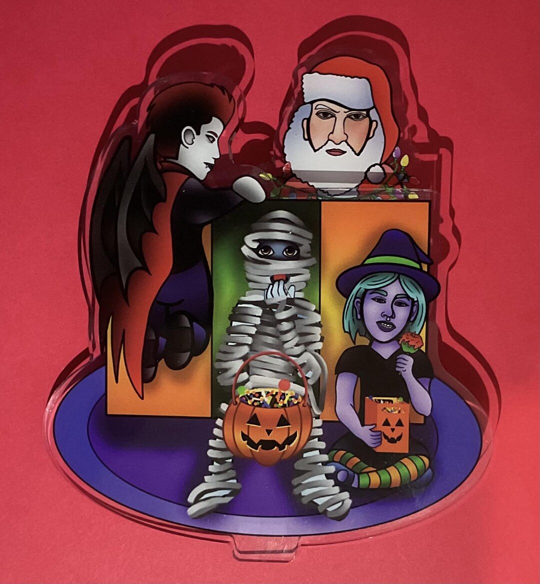 Wiggly "kidnapping Santa" Standee - Etsy