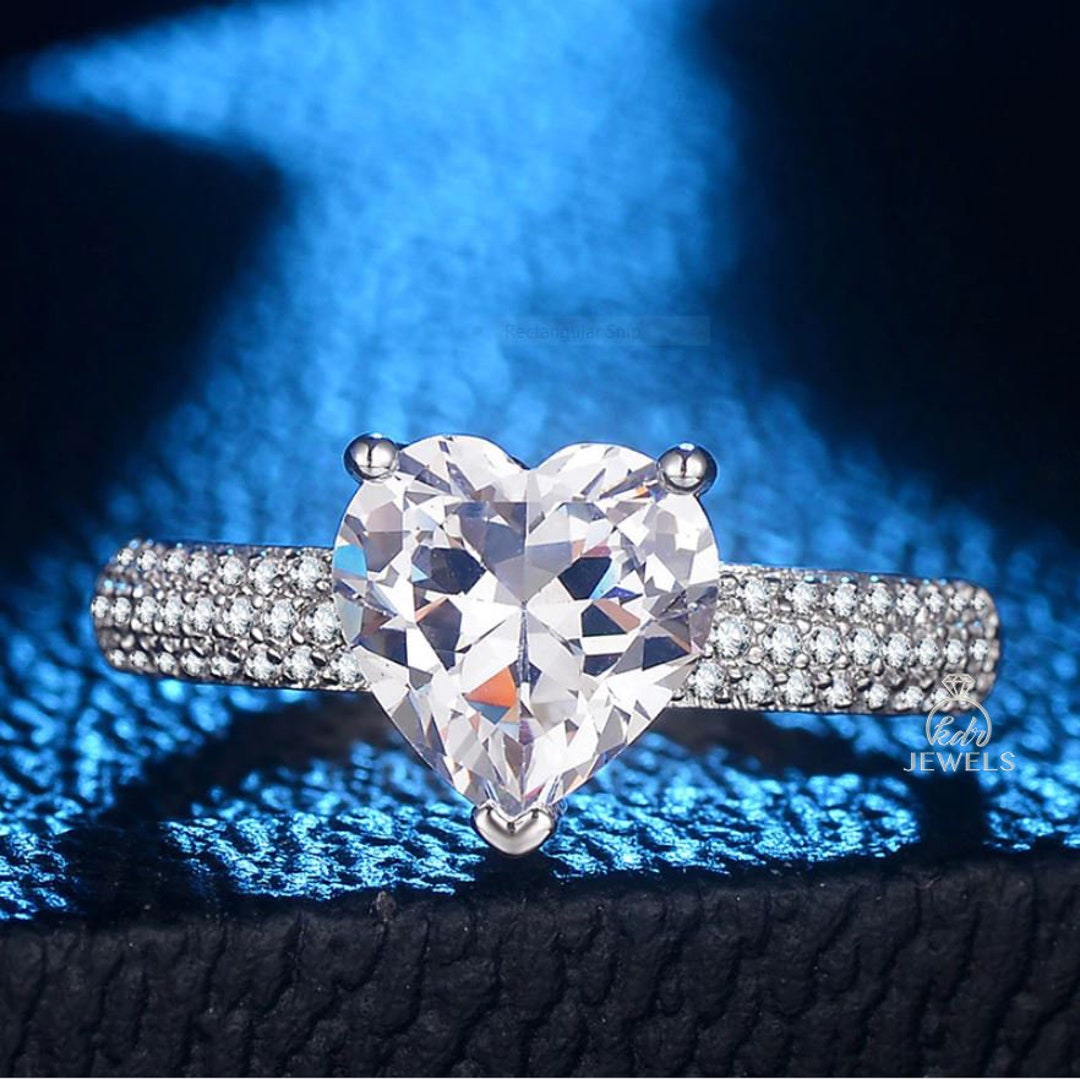 Heart Shape Diamond Gold Engagement Ring - Etsy