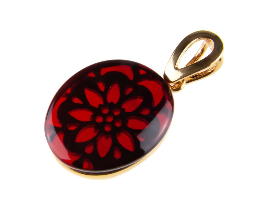 Amber Statement Pendant, Exclusive Stylish Elegant Cherry Red Amber ...
