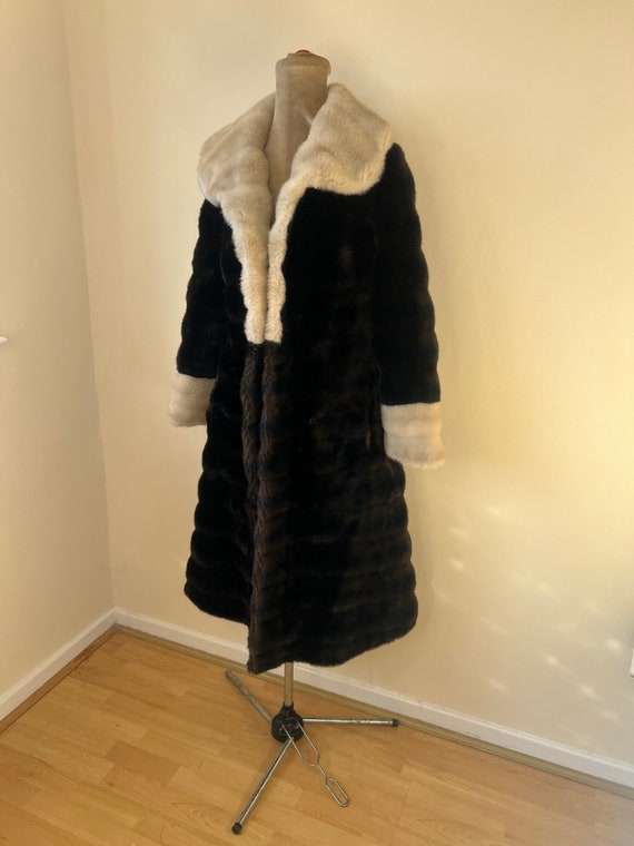 Vintage 1960's Glenn Models faux fur coat with white … - Gem