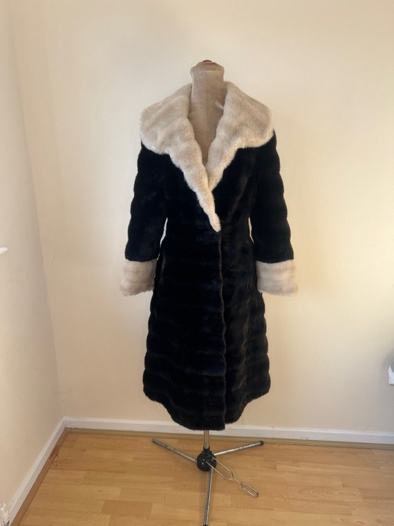 Vintage 1960's Glenn Models faux fur coat with white … - Gem