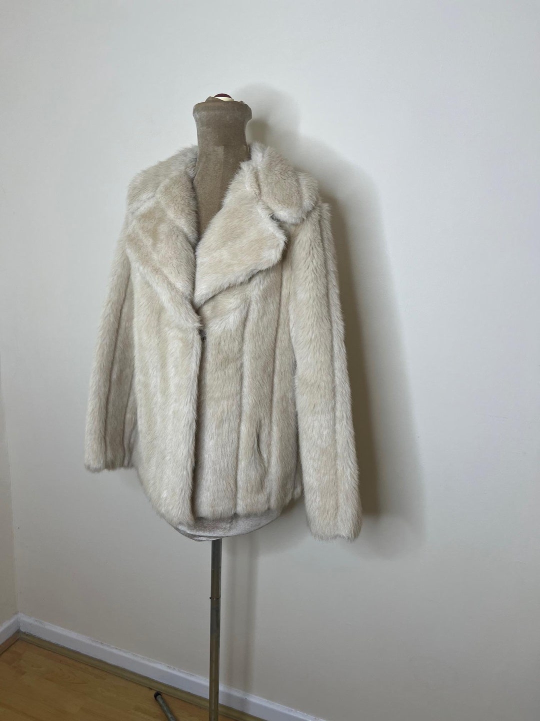 70's Faux Fur Coat, Cream Fake Fur Jacket, Vegan Fur Coat. UK 8 - Etsy