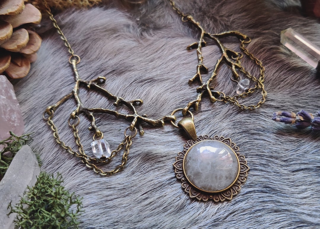 Branch Chain DWARF ROCK Wicca Wiccan Witchy Witch Magic Larp Medieval ...