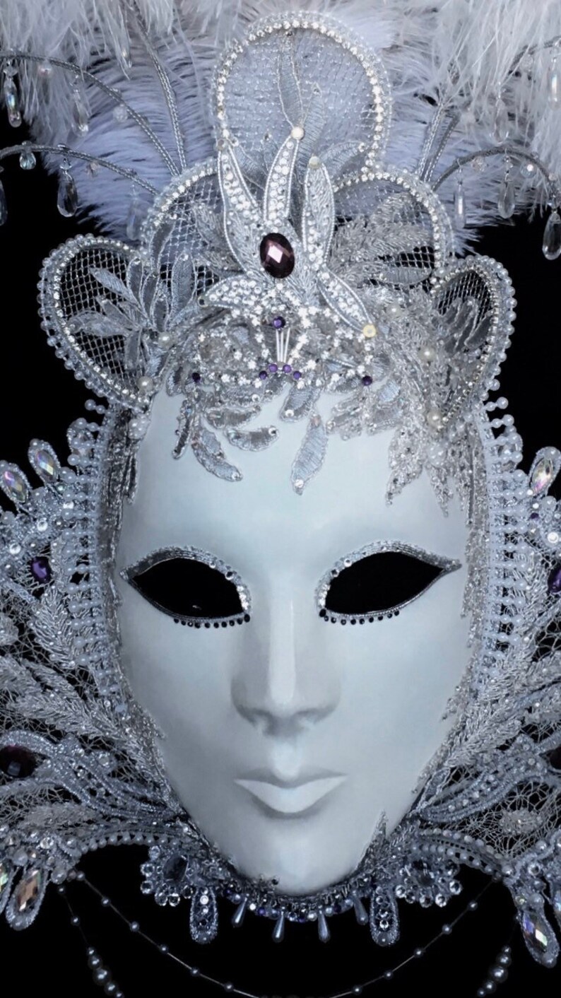 Mask - ‘tudor Belle’ - Etsy