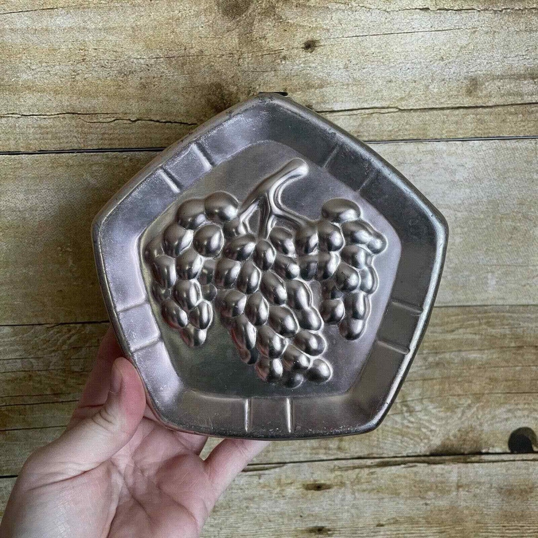Vintage West Bend Copper Grapes Pentagon Shaded Jello Mold Kitchen ...