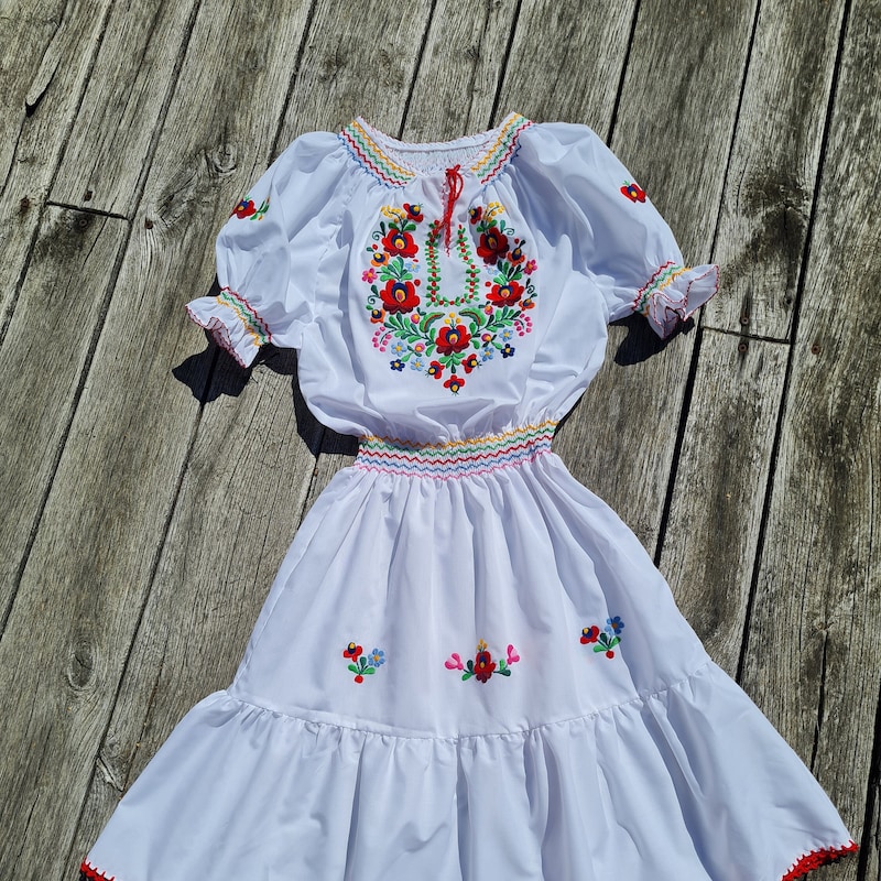 Hungarian Embroidery - Etsy