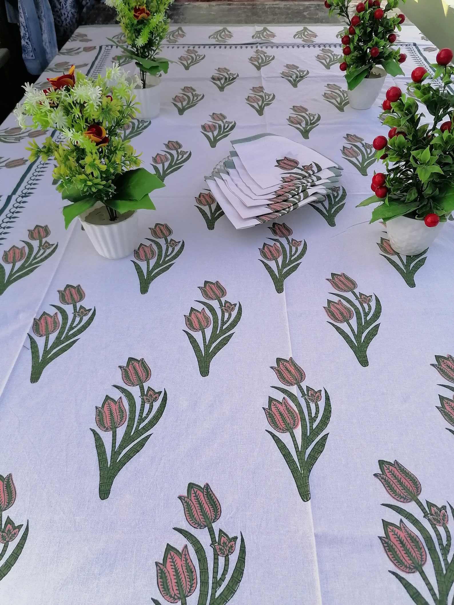 A Beautiful Block Printed Floral Pattern Border and a Floral - Etsy