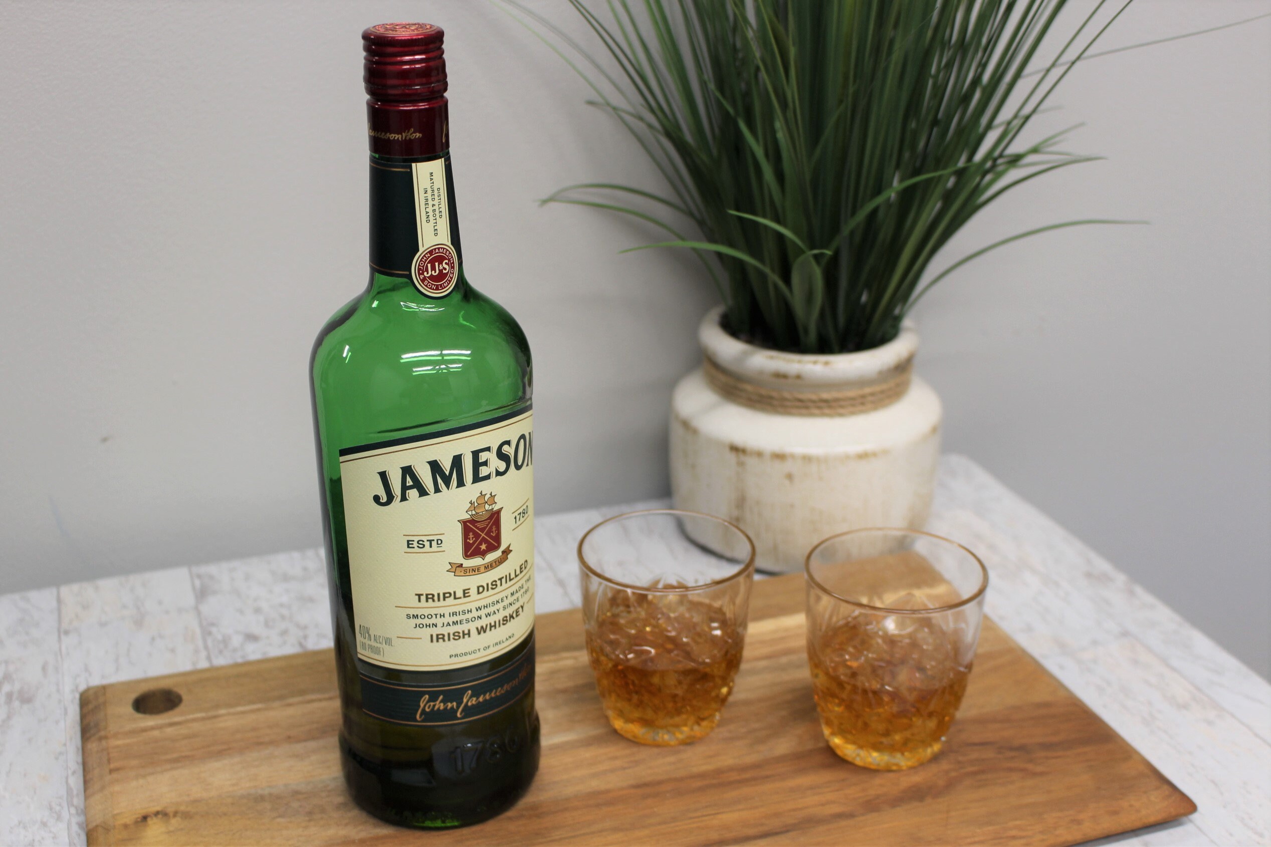 Filled Bottle of Fake Whiskey and Cocktail Set - Etsy