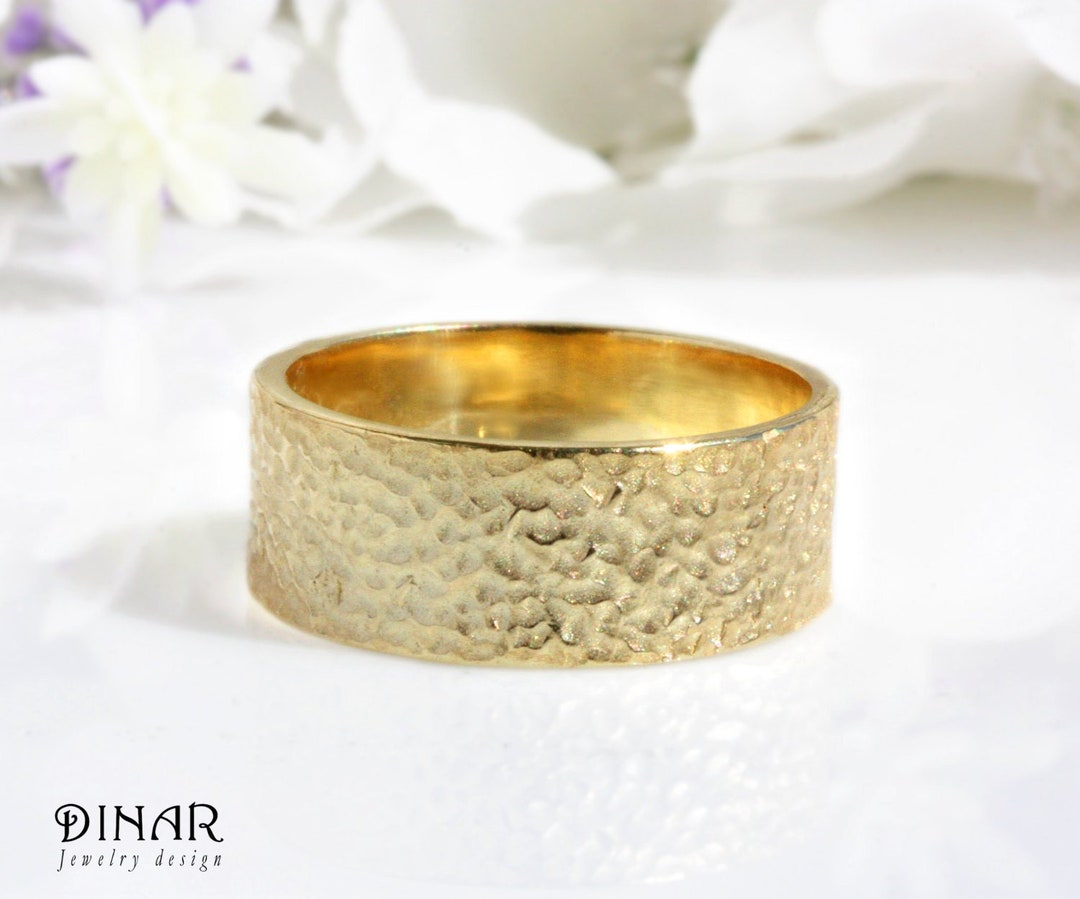 14k Gold Hammered Rustic Men Wedding Band, 7mm Handcrafted Classic ...