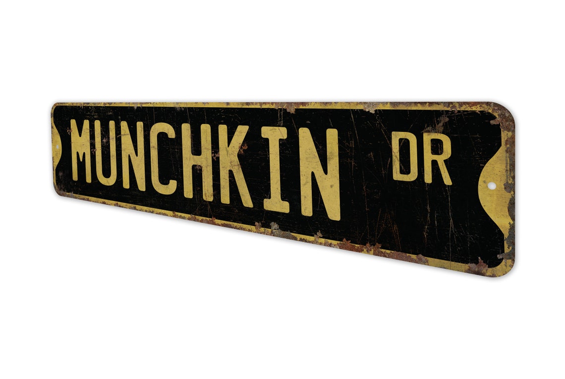 Munchkin Dr Munchkin Sign Munchkin Sign Decor Munchkin - Etsy