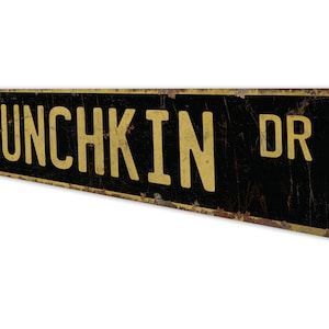 Munchkin Dr - Munchkin Sign - Munchkin Sign Decor - Munchkin Sign Decor ...