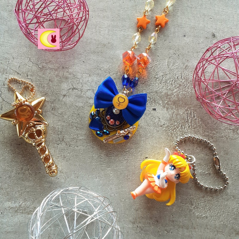 Sailor Moon Necklace - Etsy