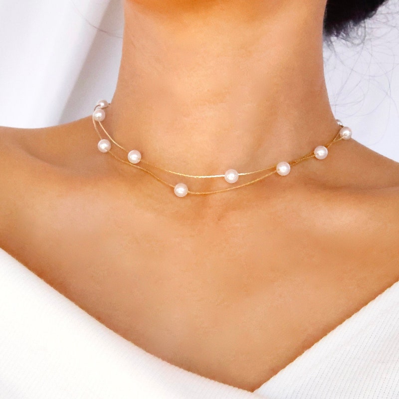 Floating Pearl Necklace - Etsy