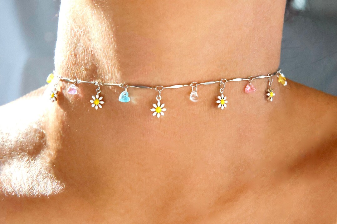 Dainty Hearts and Daisy Gem Choker / Dangling Daisy Choker / Dainty ...