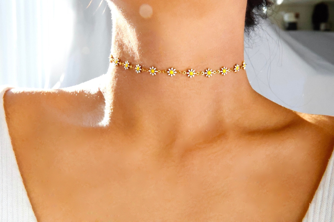Dainty Daisy Chokers / White Daisy Choker Necklace / Rainbow Daisy ...