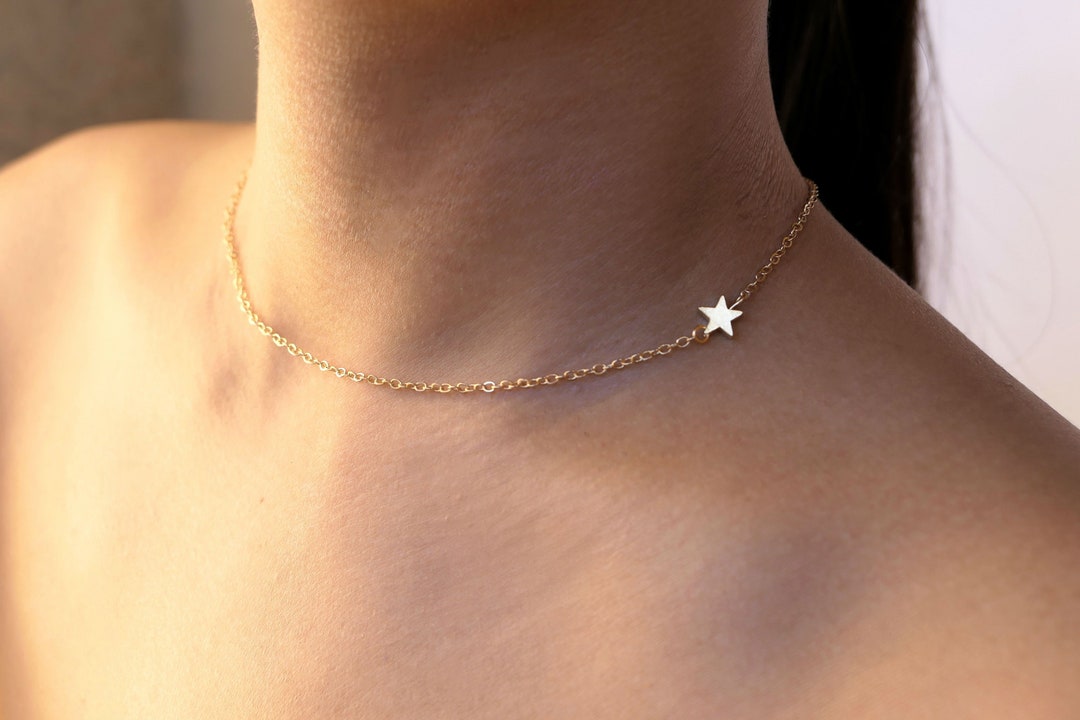 Gold Star Choker Necklace / Dainty Star Choker Gold / Dainty Gold Star ...