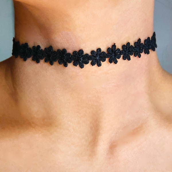 Flower Choker - Etsy