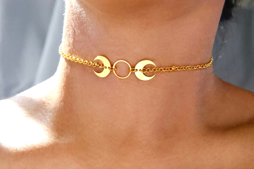 2 COLORS Triple Moon Choker Dainty / Triple Goddess Choker Necklace ...