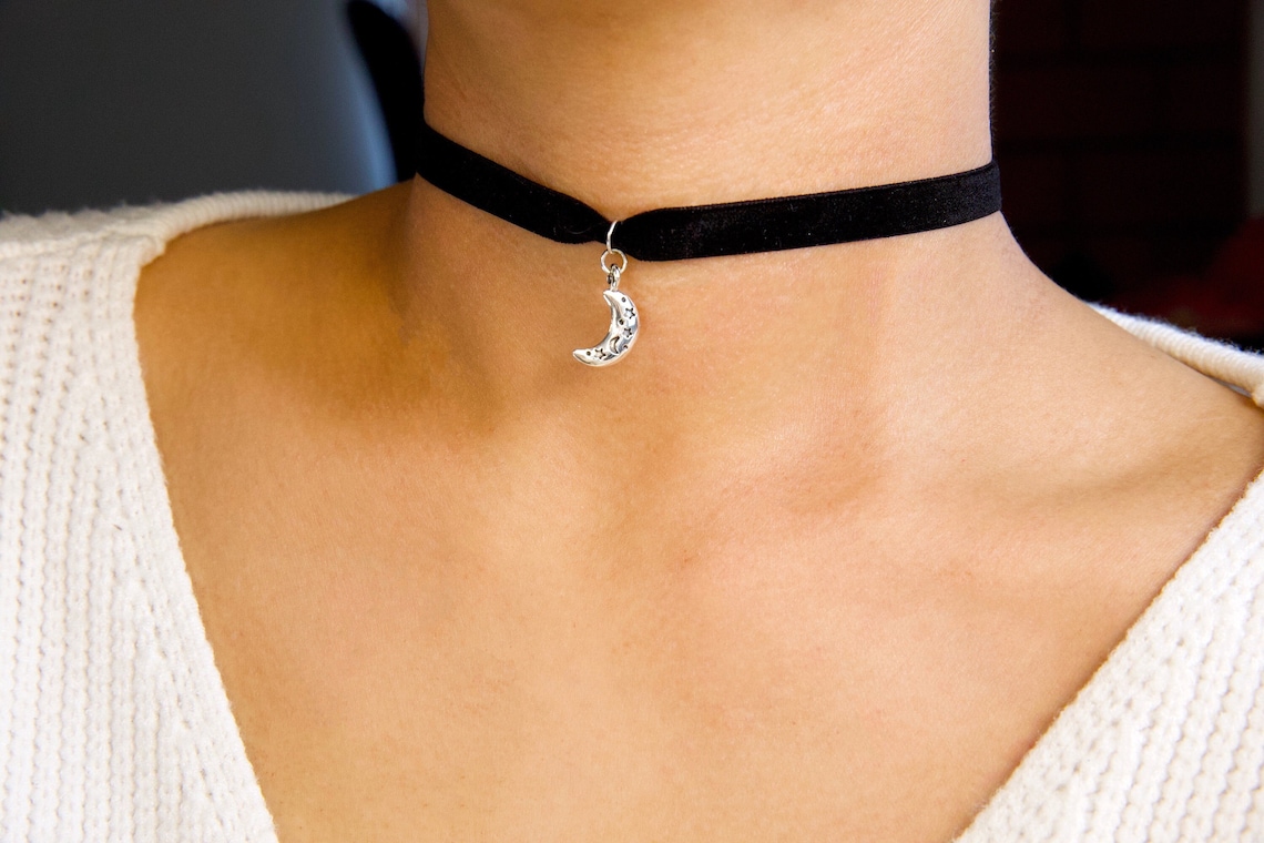 Velvet Moon Choker / Black Velvet Choker Moon Charm / Silver - Etsy
