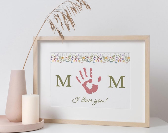 Mothers Day Handprint Craft I Love You MOM HANDPRINT Art for Kids ...