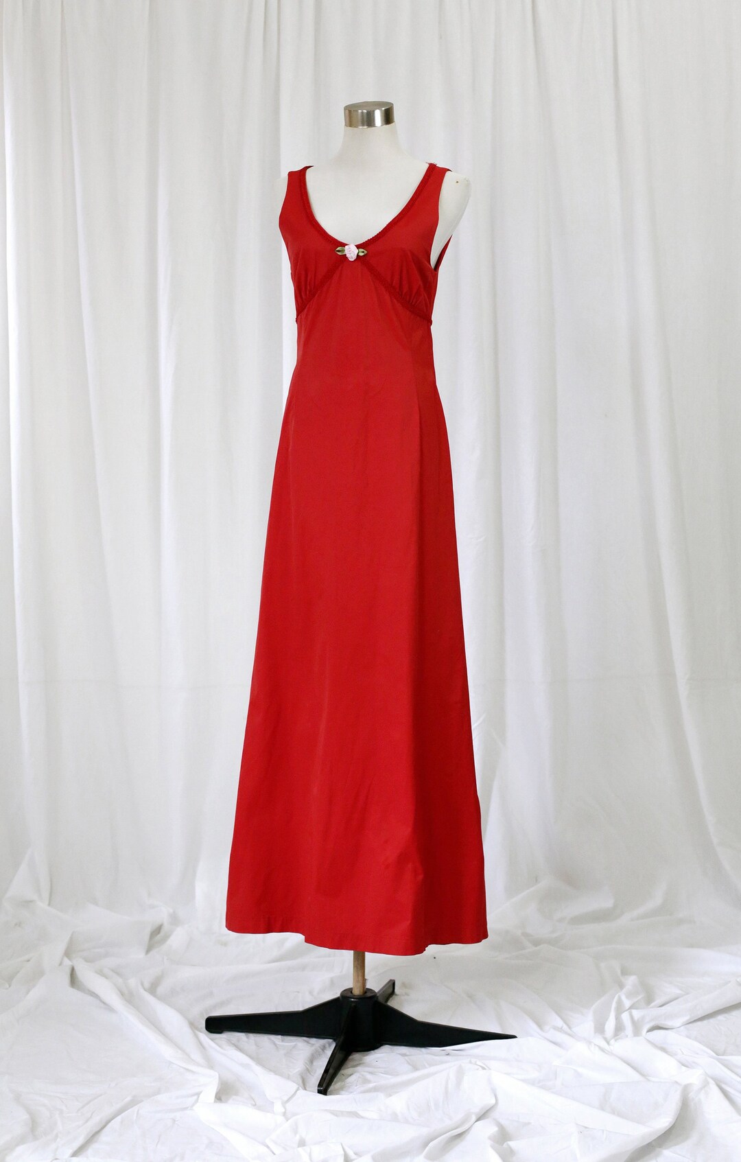 70s Red Maxi Dress With Cute Rose Detail - Etsy Australia