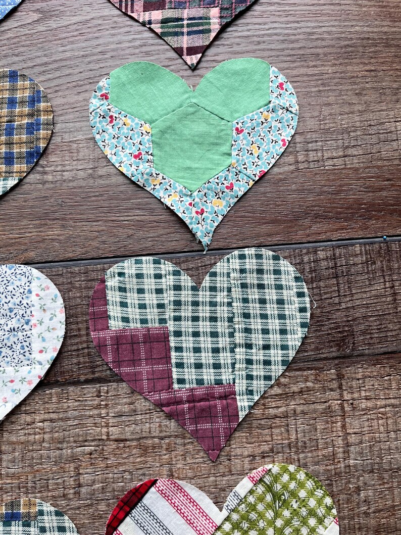 Vintage Quilt Top Hearts: Appliqué Craft Pieces, Sewing Embellishments ...