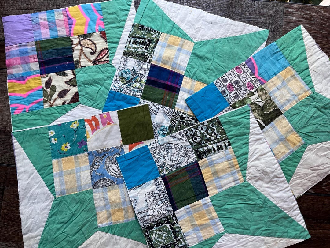 FIVE Vintage Cutter Quilt Pieces, Hand Quilted Patchwork Quilt Squares ...