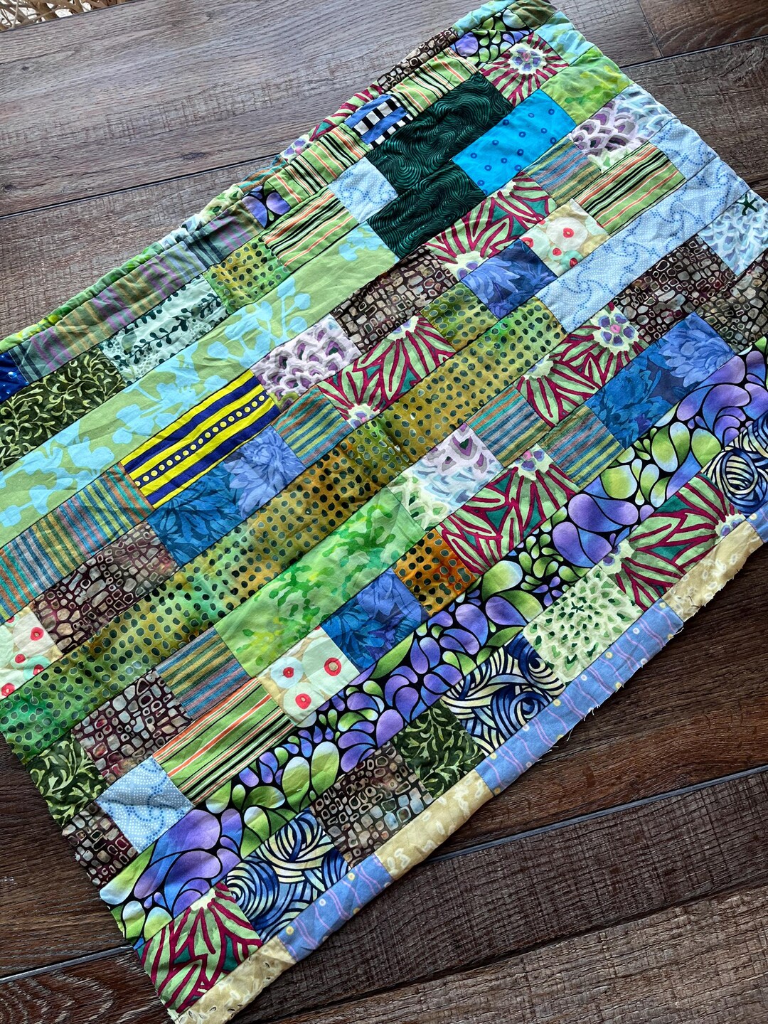 Vintage Quilt Piece in Batik Fabrics Remnants Bundle, Quilted Cotton ...