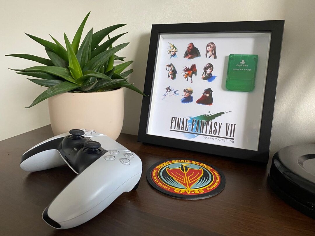 Final Fantasy VII 7 Display Frame Case + Official Playstation PS1 ...