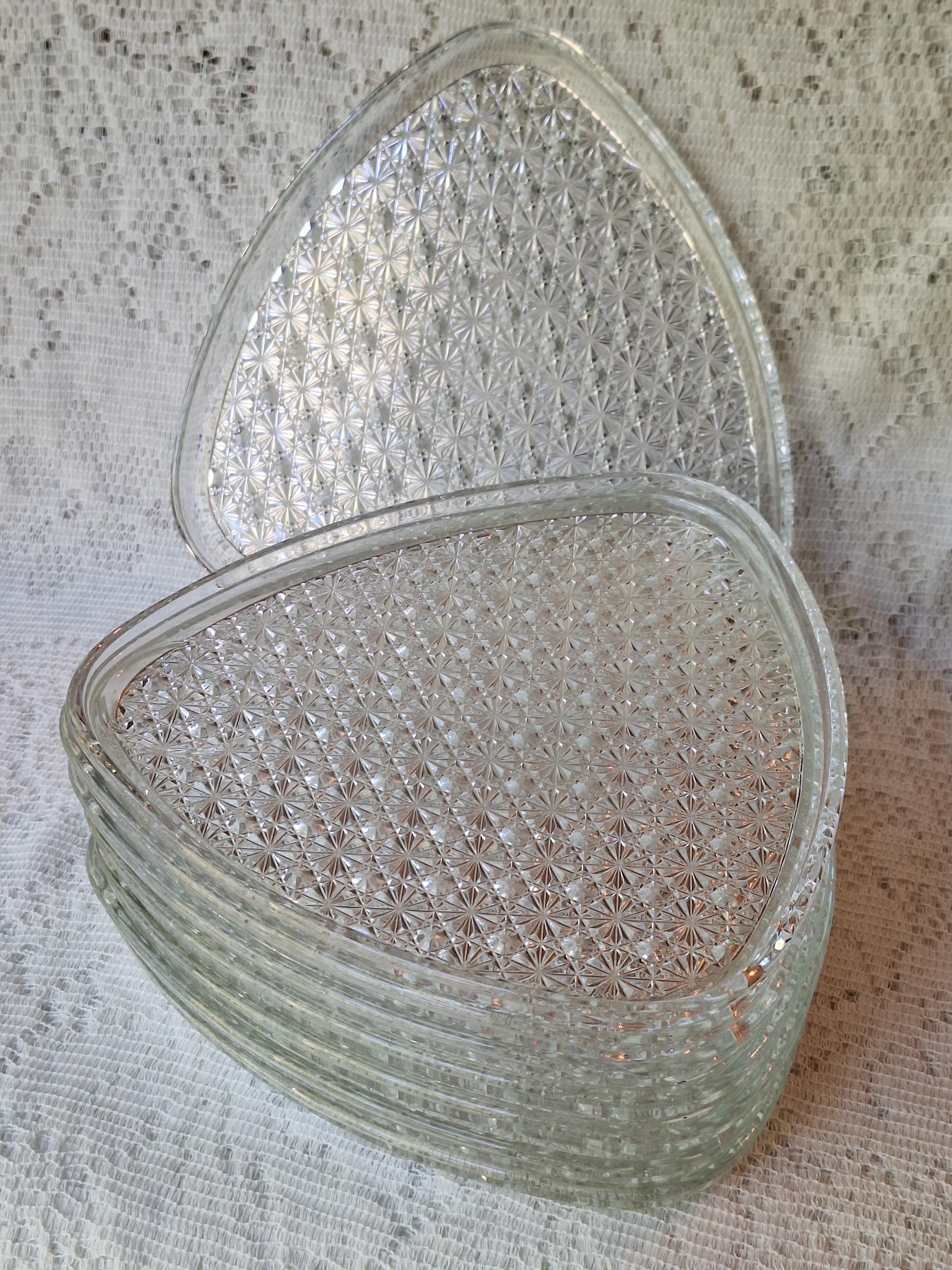 Vintage Anchor Hocking Daisy Button Triangle Plates, Set of 8 - Etsy